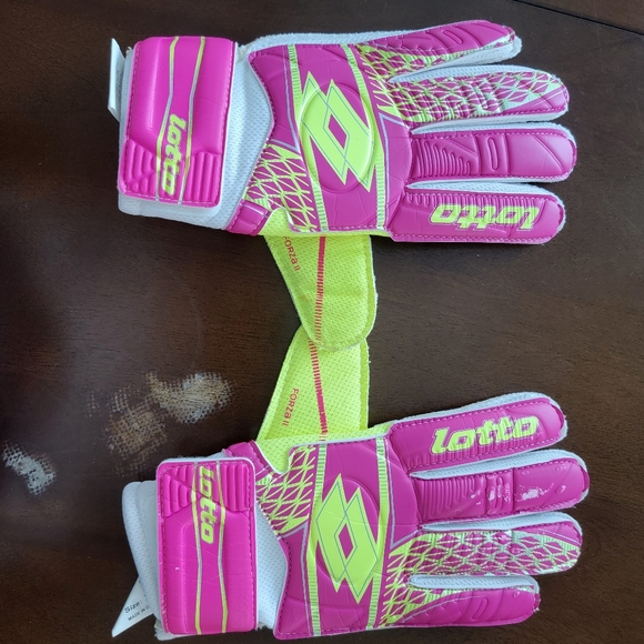 lotto | Other | Lotto Soccer Goalkeeper Gloves For Girl | Poshmark